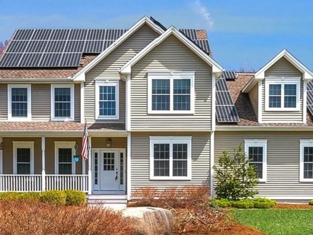 84 Brookstone Dr, Colchester, CT 06415