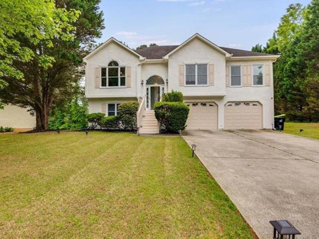 84 Camden Woods Dr, Dallas, GA 30157