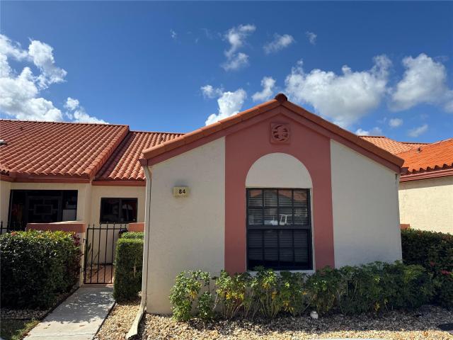 84 Centennial Ct, Deerfield Beach, FL 33442 | MLS #F10531
