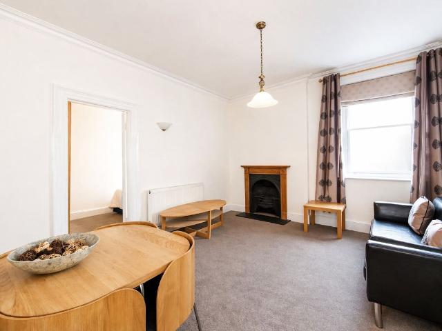 84 Chiltern Street, Marylebone, Marylebone W1U, 2 bed flat to rent, £3,000 pcm | PrimeLocation
