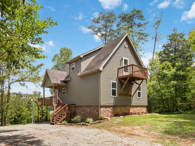 84 Clover Leaf Circle