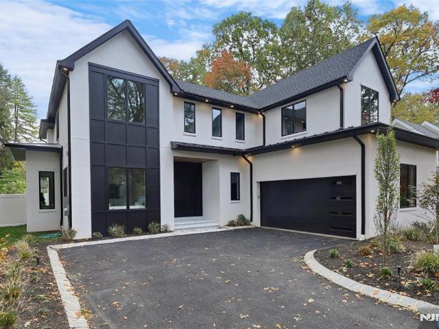 84 Depeyster Ave, Tenafly, NJ 07670 | MLS #26006 | Compass