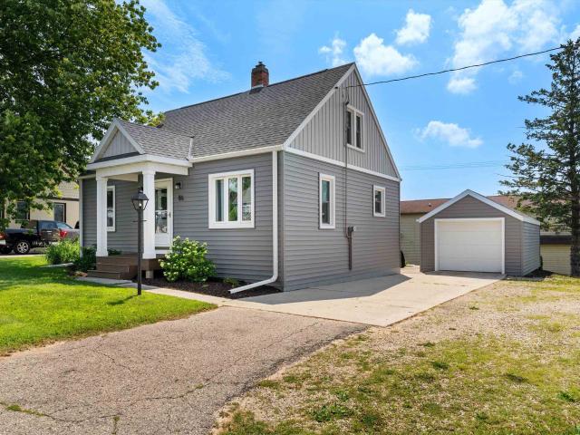 84 e north water street