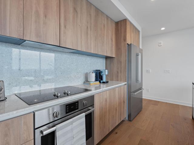 84 East Ave # 1401