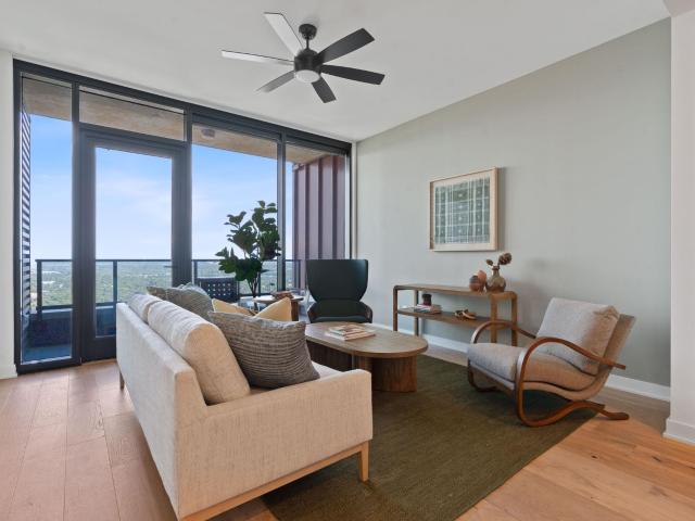84 East Ave # 3705
