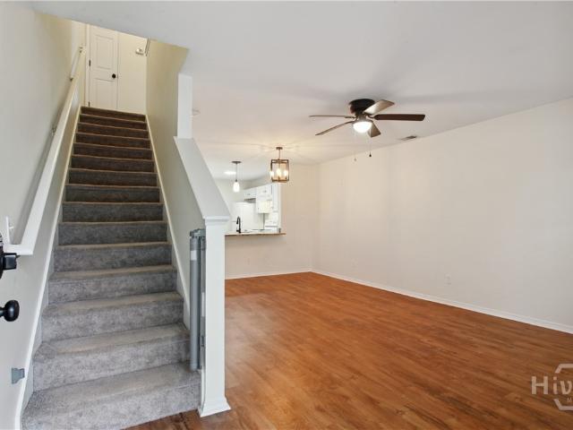 84 Fairgreen Street