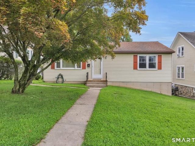 84 Fairlawn Ave, Waterbury, CT 06705