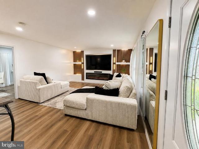 84 Gaffney Lane