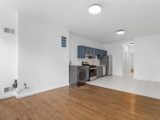 84 Griffith St # #1