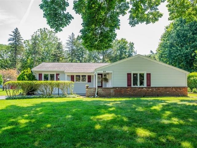 84 Harvest Rd, Fairport, NY 14450