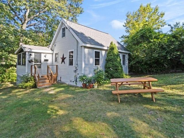 84 Jackson St, South Portland, ME 04106