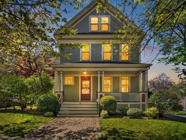 84 Lincoln St, Melrose, MA 02176