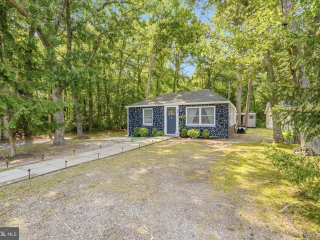 84 Lighthouse Drive