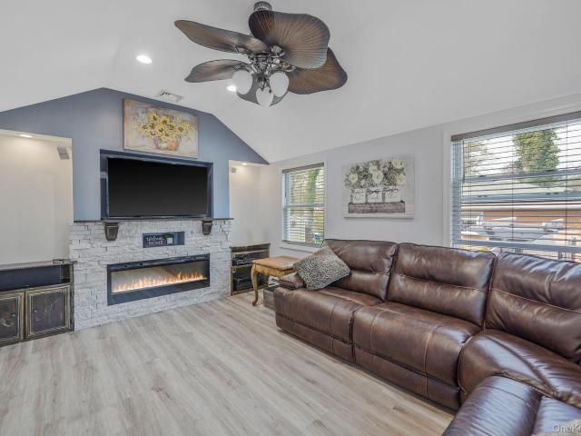 84 Lynbrook Drive