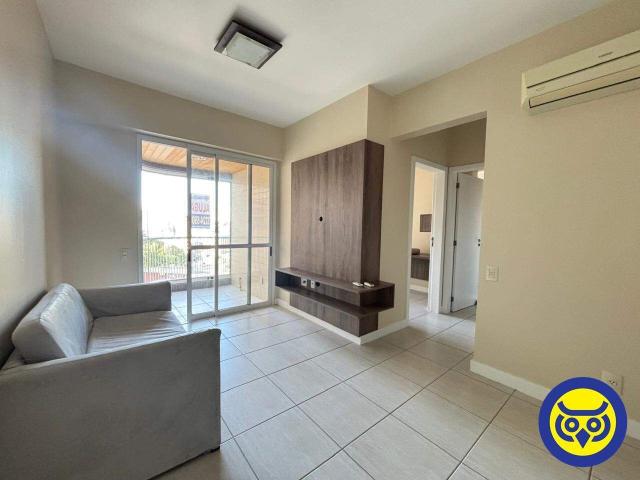84 m² | 2 quartos com suíte | 2 vagas | Semi mobiliado | Centro