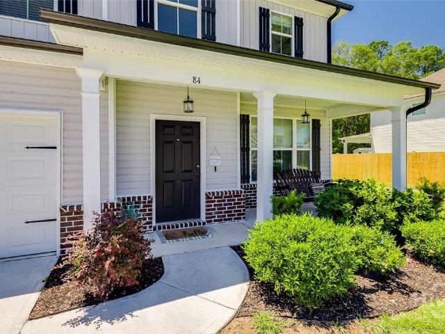 84 Oakmont Drive