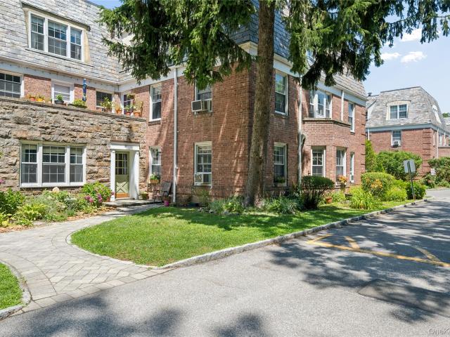 84 Pinewood Road 1F