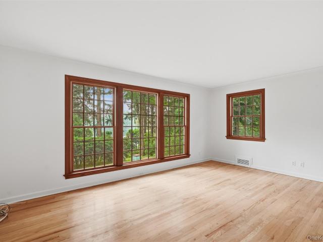 84 Pound Ridge Road