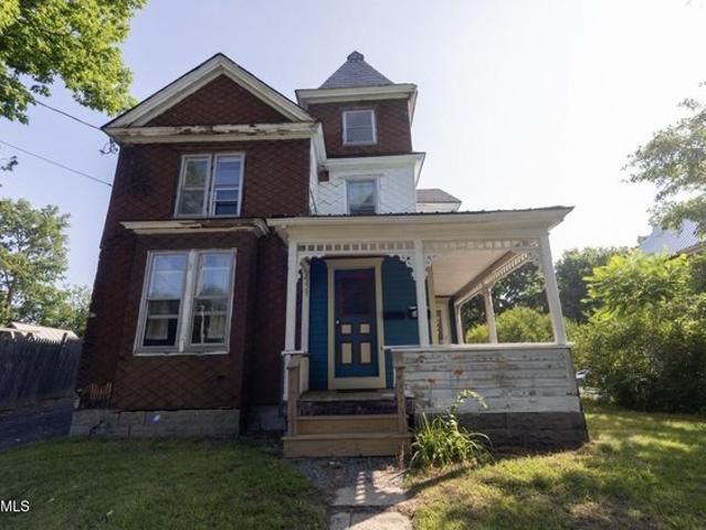 84 River St, Hudson Falls, NY 12839