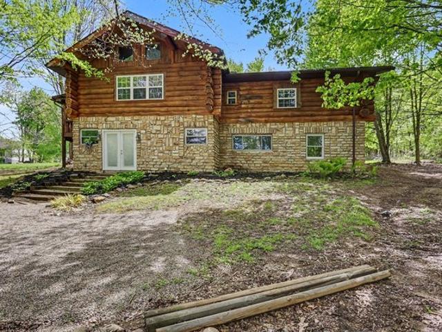 84 Royal Ct, Howard, OH 43028