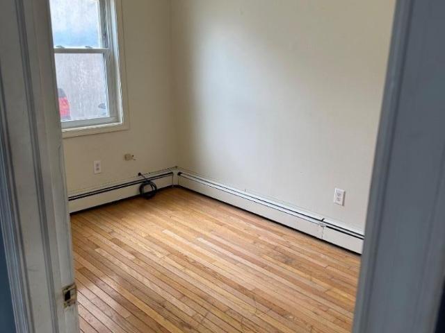 84 Sitgreaves St