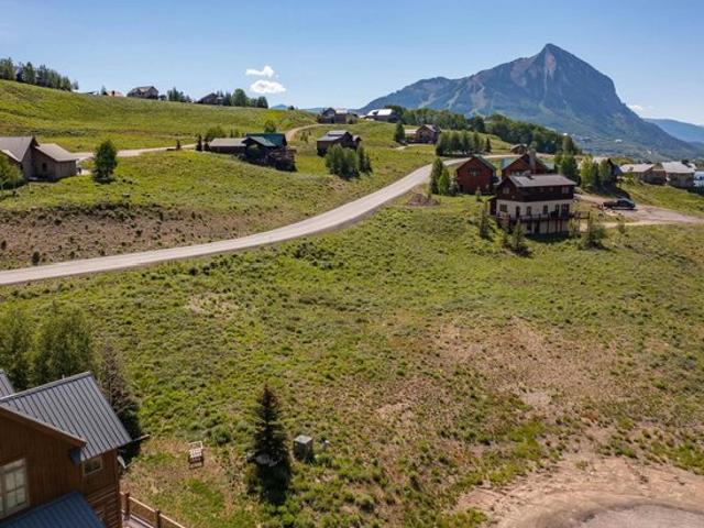 84 Streamview Ln, Crested Butte, CO 81224