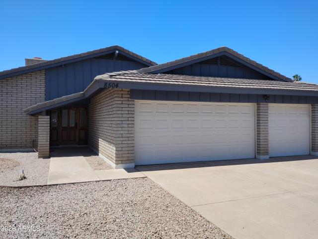 8504 N 50TH Drive