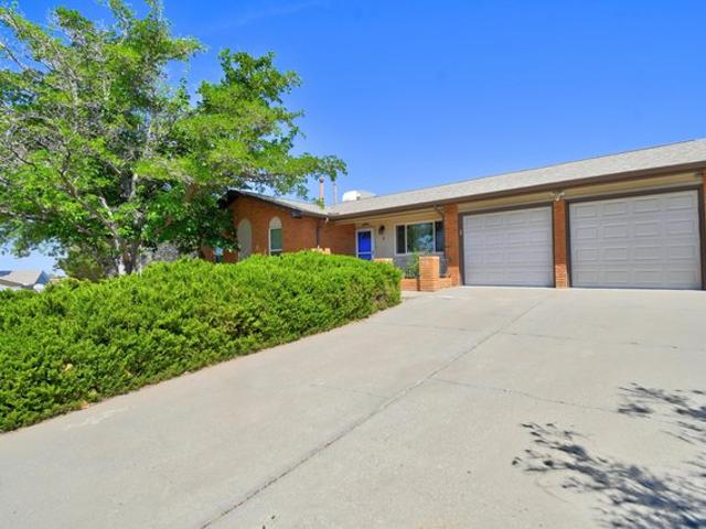 8505 Merrimac Ct NE, Albuquerque, NM 87109