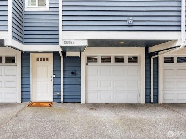 8505 Midvale Ave N Apt B, Seattle, WA 98103