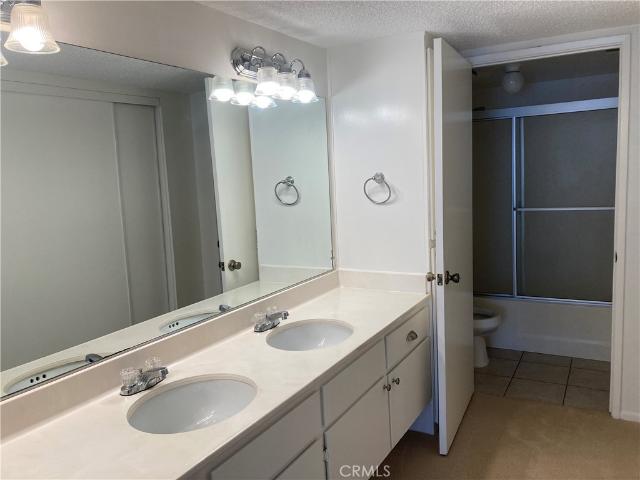 8505 Columbus Avenue 111