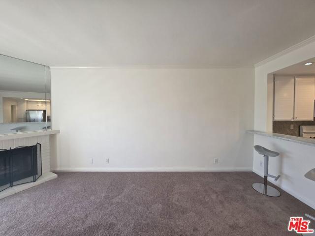 8505 Gulana Avenue 4217