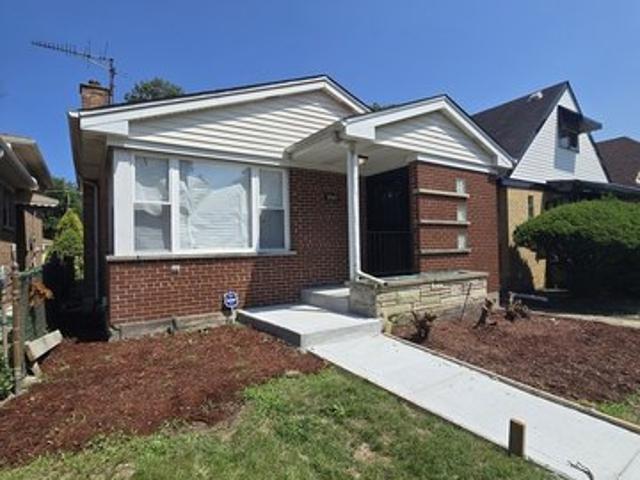 8505 S King Dr, Chicago, IL 60619