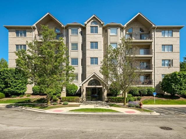 8505 Woodward Ave Unit 403, Woodridge, IL 60517