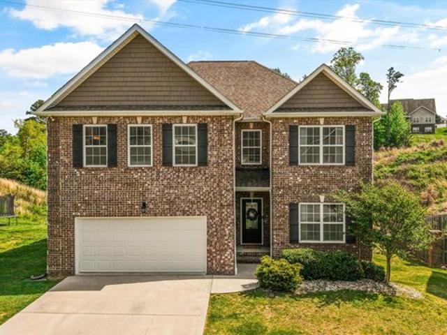 8506 Coral Sand Ln, Knoxville, TN 37938