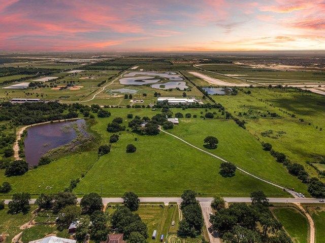 8506 Katy Hockley Rd, Katy, TX 77493