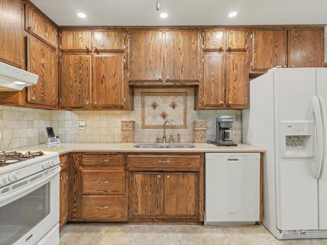 8507 th Street