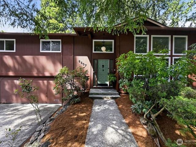 8507 45th St W, University Place, WA 98466