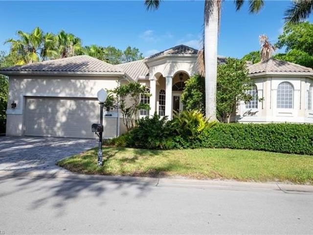 8509 S Lake Cir, Fort Myers, FL 33908