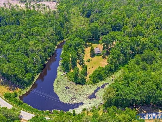 8501 Hickory Rd, Chesterfield, VA 23803
