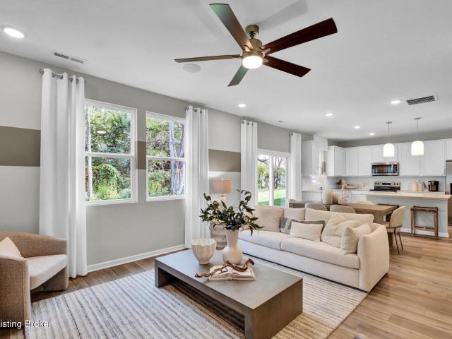 8501 Lysander Dr