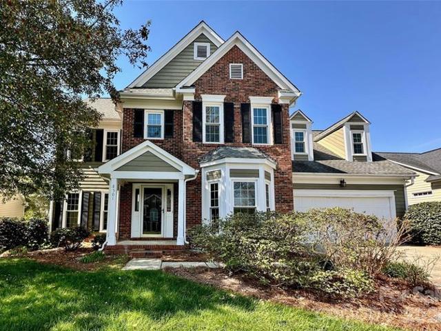 8501 Tonawanda Dr, Charlotte, NC 28277