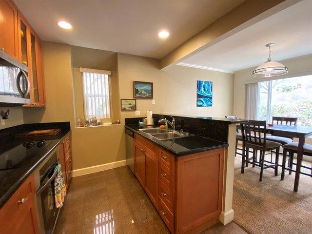8503 Villa La Jolla Dr Apt A, San Diego, CA 92037