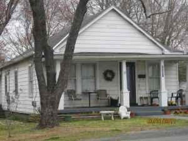 $850 / 3br Nice Quiet Neighborhood Charlottesville map