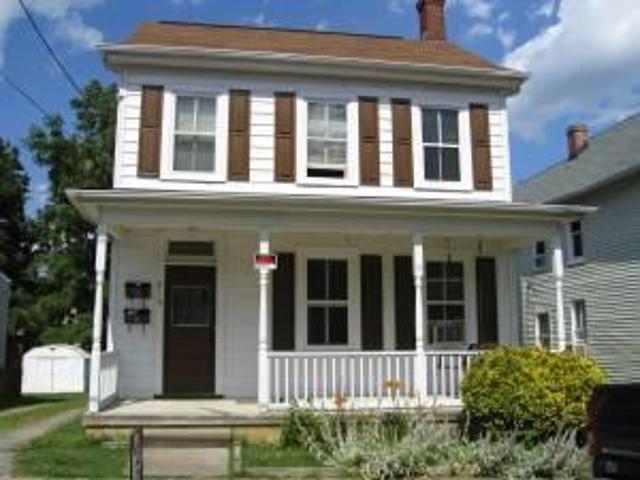 $850 / 2br Availabile IMMEDIATELY ! downtown Fredericksburg