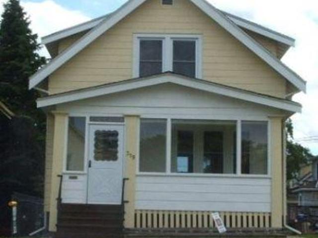$850 / 2br Updated & NICE 2 bed, 1 bath home 319 N. 40th Ave West