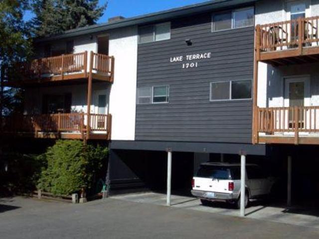 $850 / 2br 900ft² Two bedroom, New Carpeting Bellingham / Puget Niegborhood map