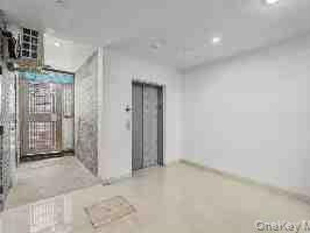 850 57TH Street CF1