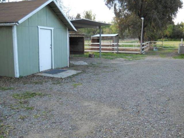 $850 $850 3bed 2bath On 1acre Lot! Move in asap modesto Modesto Area