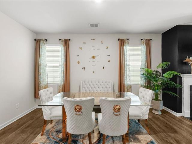 850 Bentley Drive