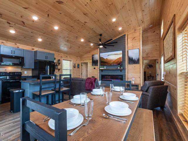 850 Blue Herring Way